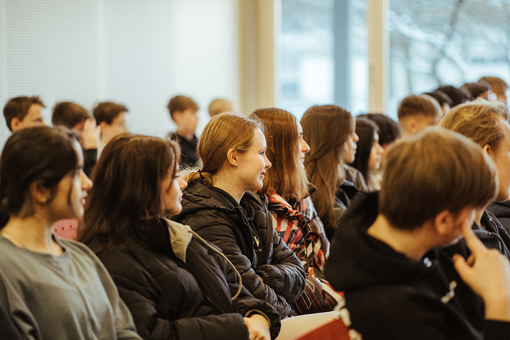 CEO mit 40 Jahren – Daniel Hefel zu Gast - HAK/HAS Bregenz