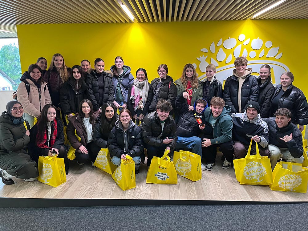 Saftige Abenteuer bei Rauch - die 4ba auf fruchtiger Entdeckungstour ...